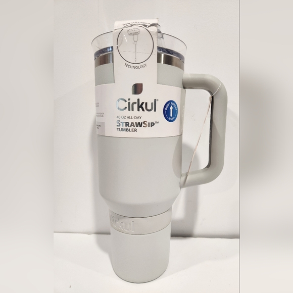 Cirkul | Kitchen | New Cirkul 4oz Tumbler Fog Gray All Day Straw Sip ...